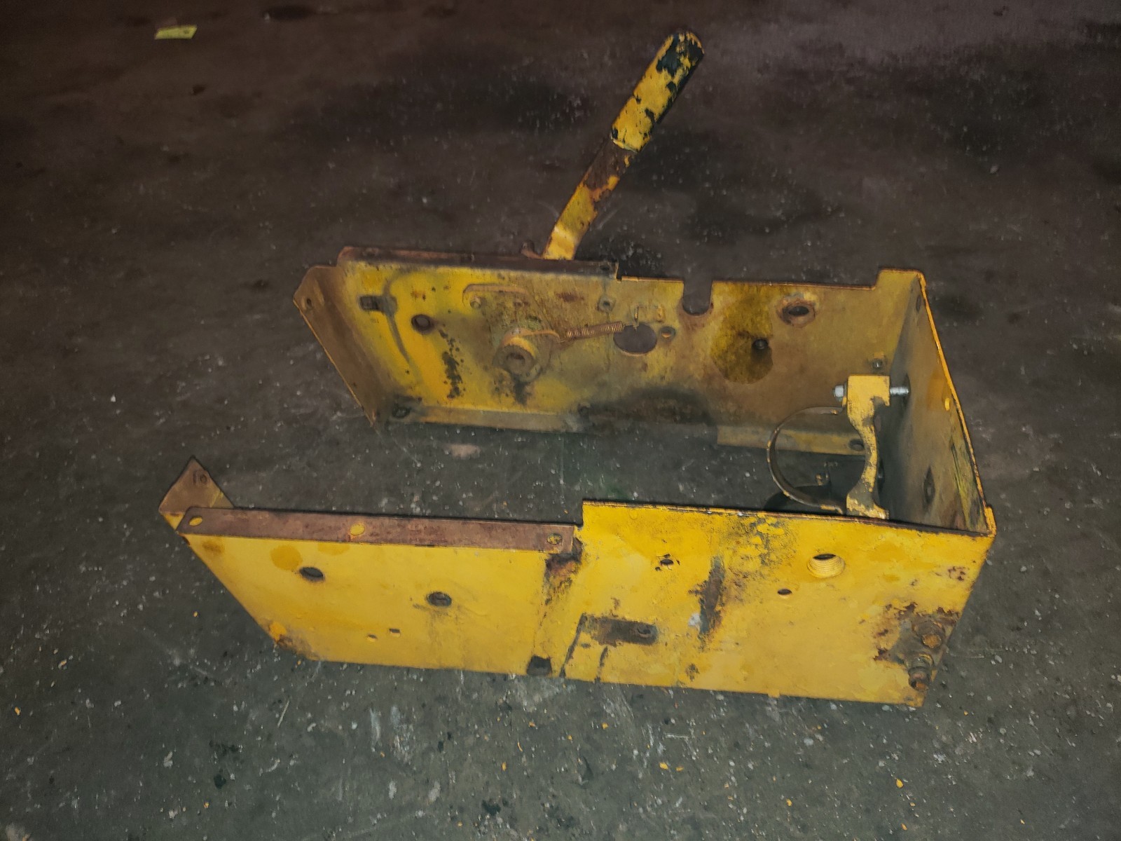 John Deere 440B Log Skidder Dash Support Mount Bracket Hydraulic ...