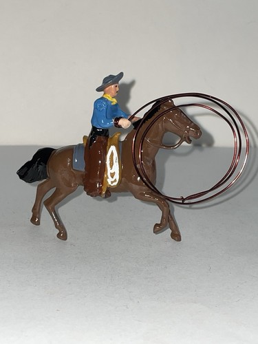 Britains Lead Toy Soldier Picture Pack 35B - Cowboy on Horse With Lasso ...