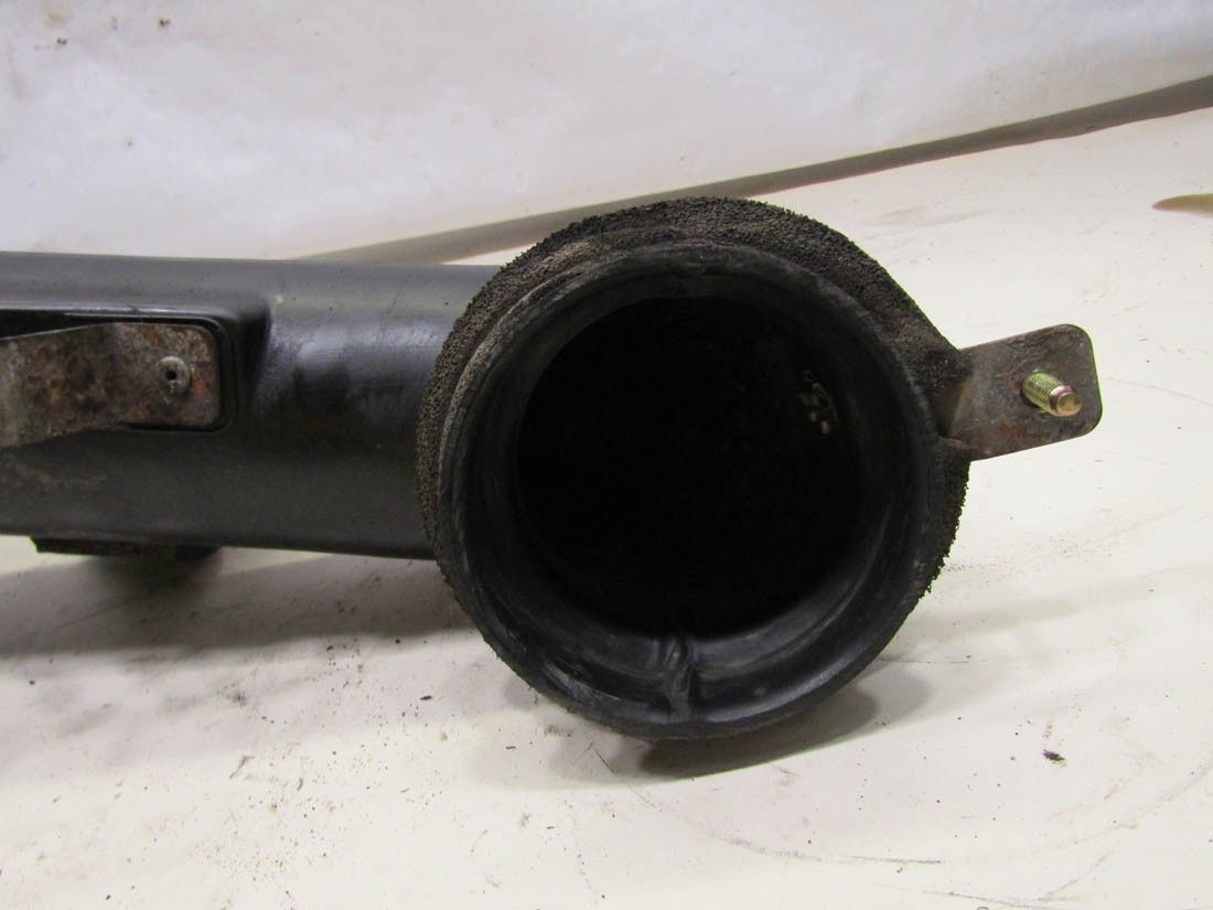 Isuzu Trooper Duty 98-02 3.0 4JX1 engine wing mounted air intake pipe ...