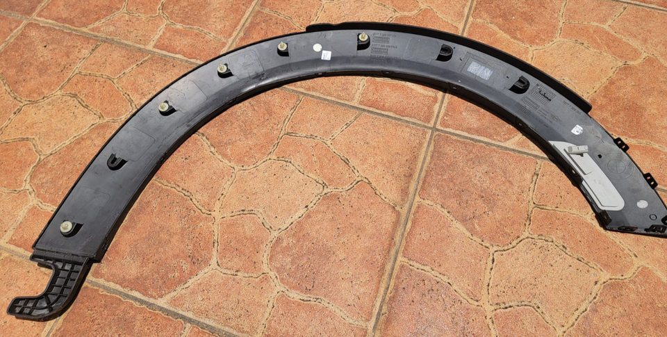2016-20 Mini Countryman F60 front left wheel arch flare molding trim ...