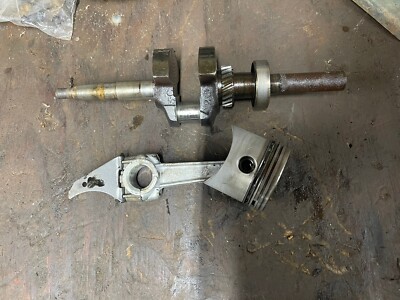 Antique Vintage Clinton Single Cylinder Gas Engine Model D1100 ...