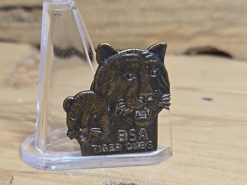 Boy Scouts of America BSA Tiger Cubs Lapel Pin X436 | eBay