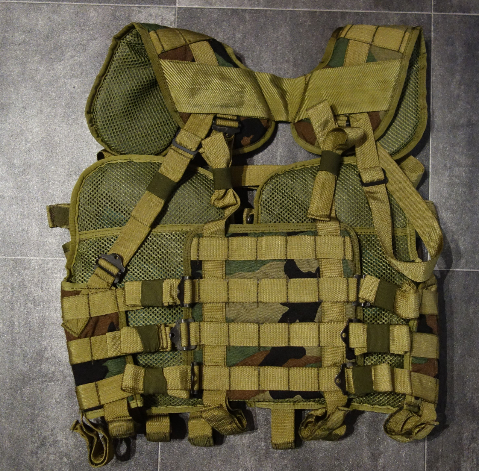 Rare original SPOSN SSO NERPA vest in woodland