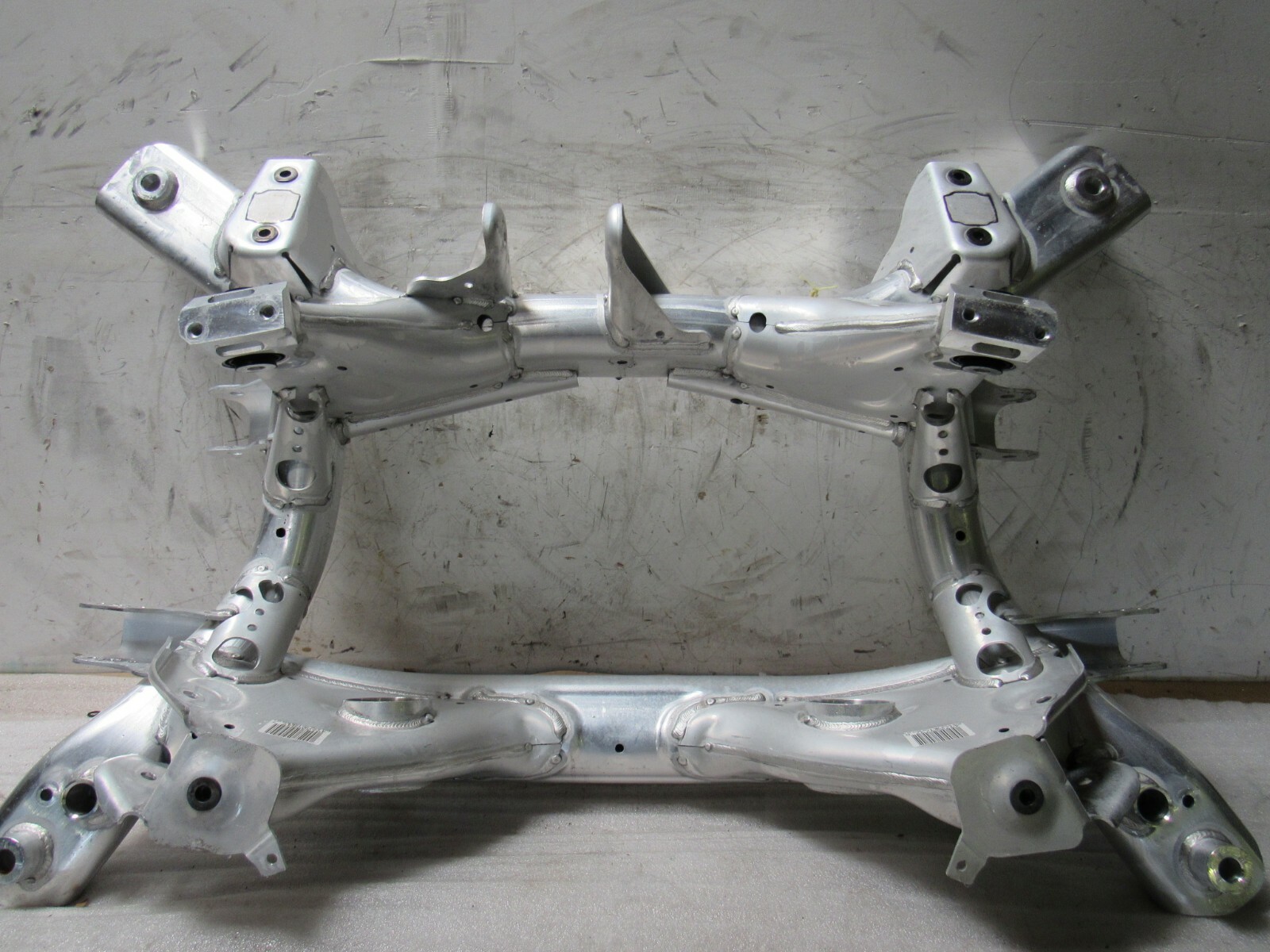 2012-2019 BMW F10 M5 F06 F12 F13 M6 S63N REAR AXLE CARRIER SUBFRAME OEM ...