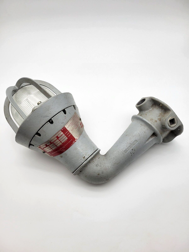 Crouse-Hinds EVCX201 M64 Explosion Proof Light Fixture MAX TEMP T3C 200 ...