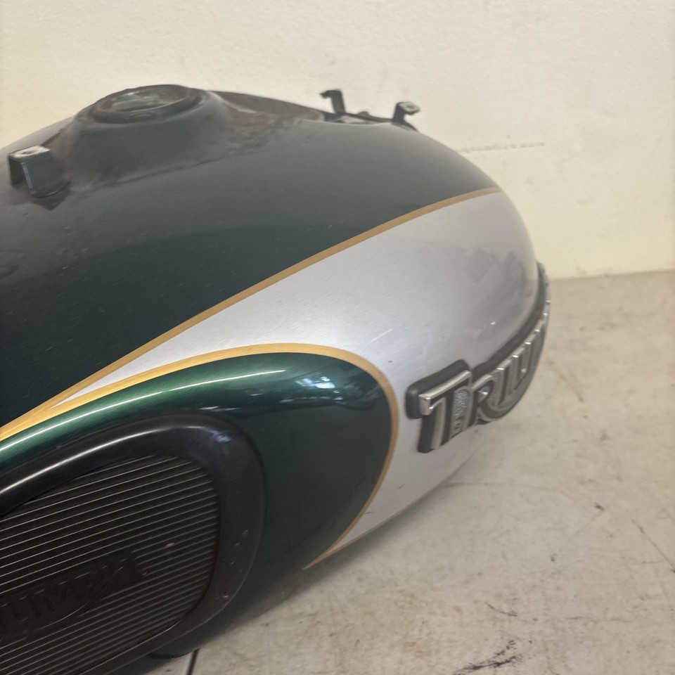 Triumph America 900 OEM Fuel Gas Tank T2400915-HK Goodwood Green ...