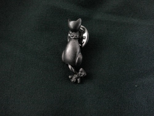 Cute silver tone dangling tail cat Lapel pin | eBay