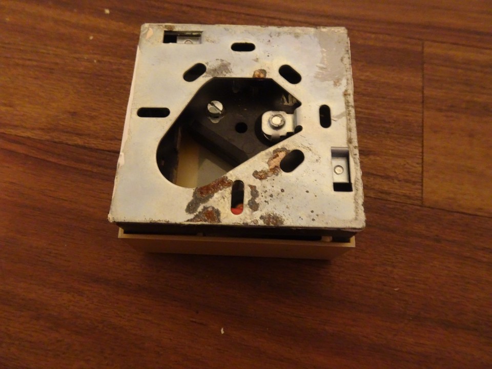 SATCHWELL TLM2253 Room Thermostat 3°C to 27°C Range 1980s Vintage ...