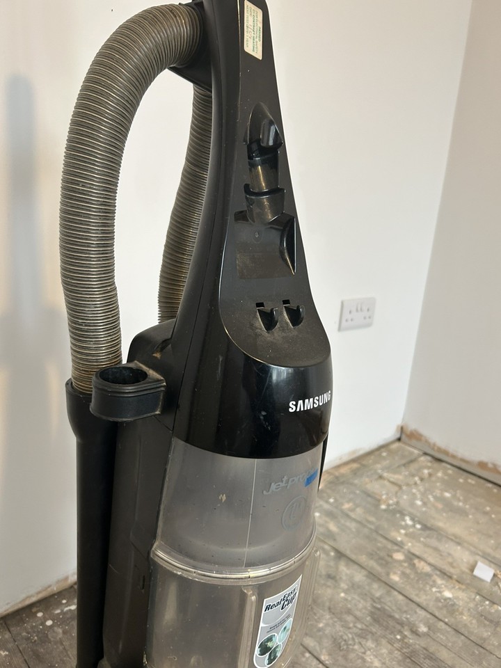 Samsung Jet Propel Upright Vacuum Cleaner 1800W SU2931 | eBay UK