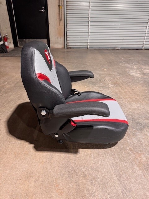 NEW 2025 EXMARK SEAT (146-0186) | eBay