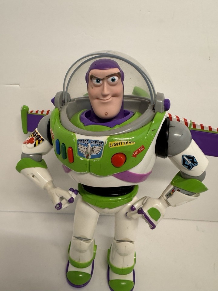 Disney Pixar Toy Story Buzz Lightyear Karate Chop Action Lights/Sounds ...