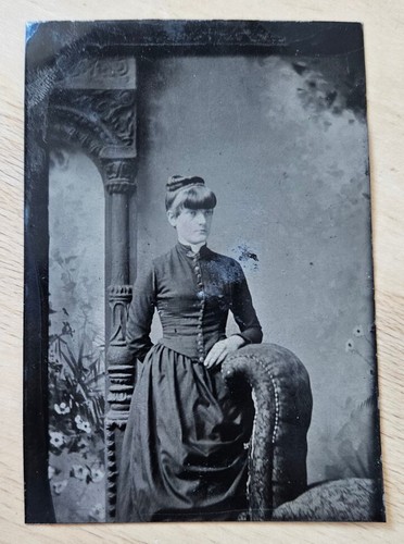 Tintype Woman w silky hair, 1/6 plate, elaborate backdrop, Tin Type ...