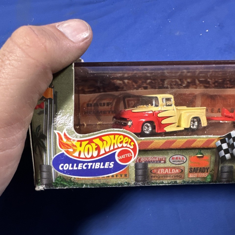 Hot Wheel Collectible Photo Finish Set 1956 Ford Pickup Sprint Racer ...