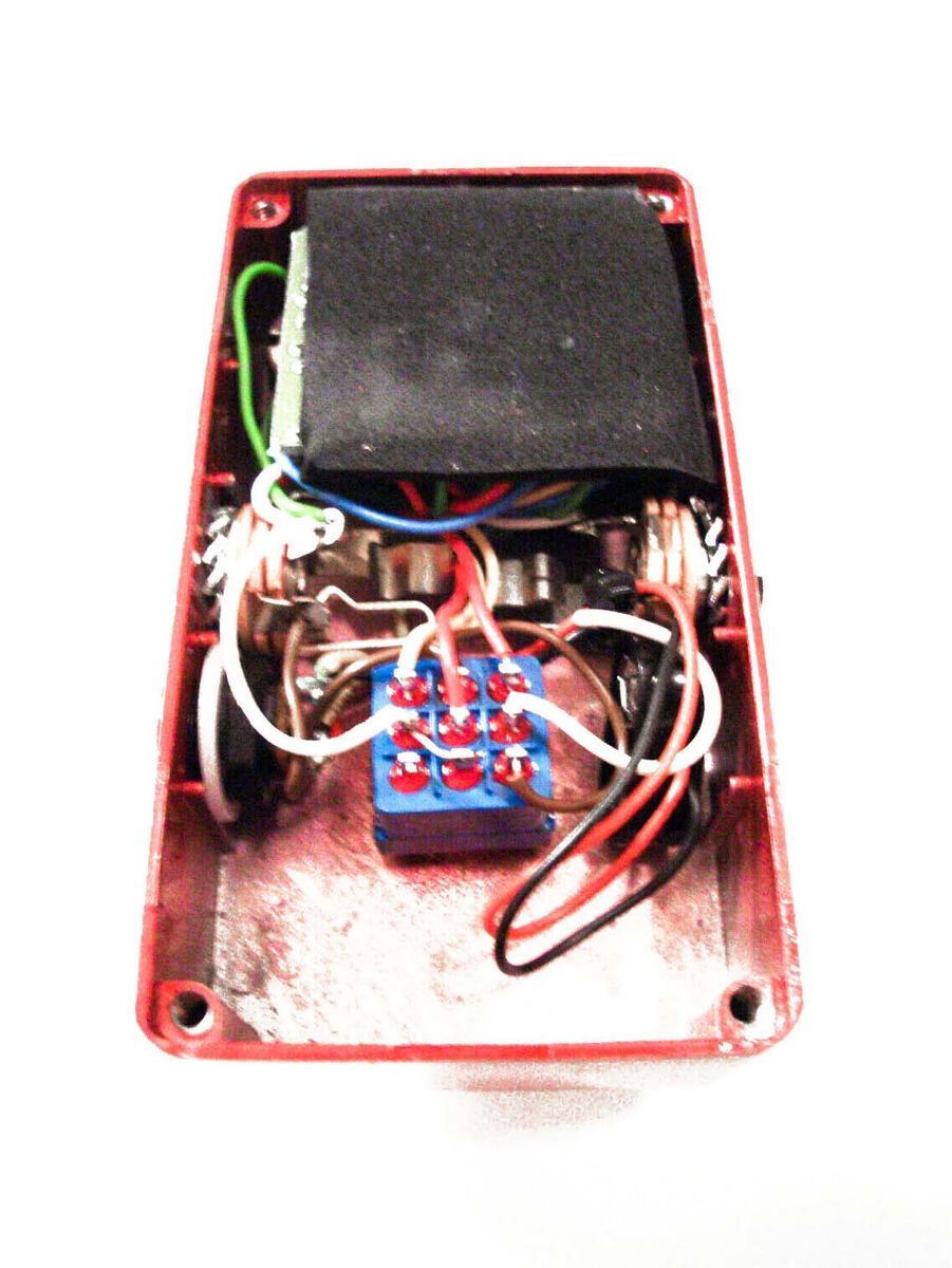 Mad Professor Mighty Red Distortion - Hand Wired - Guitar Mad Professor Mighty Red Distortion - Hand Wired - Guitar