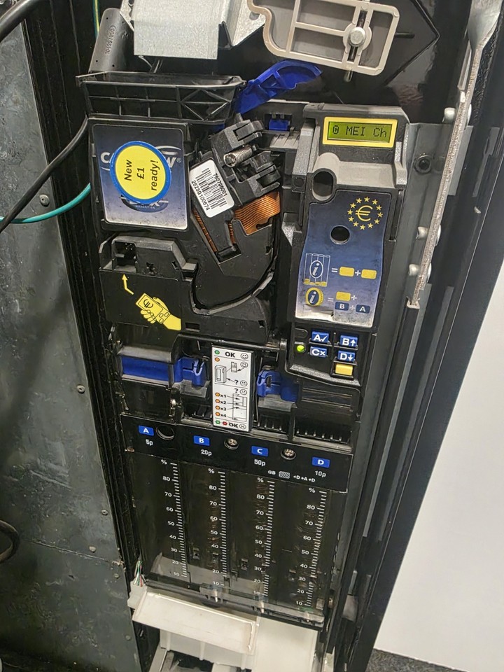 Bevmax 45 Cold Drinks Vending Machine Glass Fronted | eBay UK