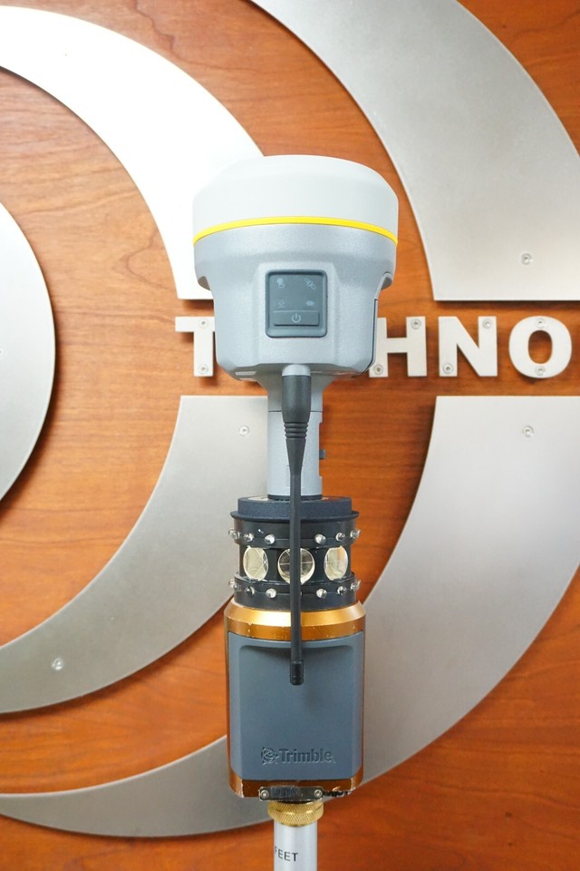 Trimble S7 2" Robotic Total Station R12i & R12 GNSS RTK Vision TSC7 IS ...