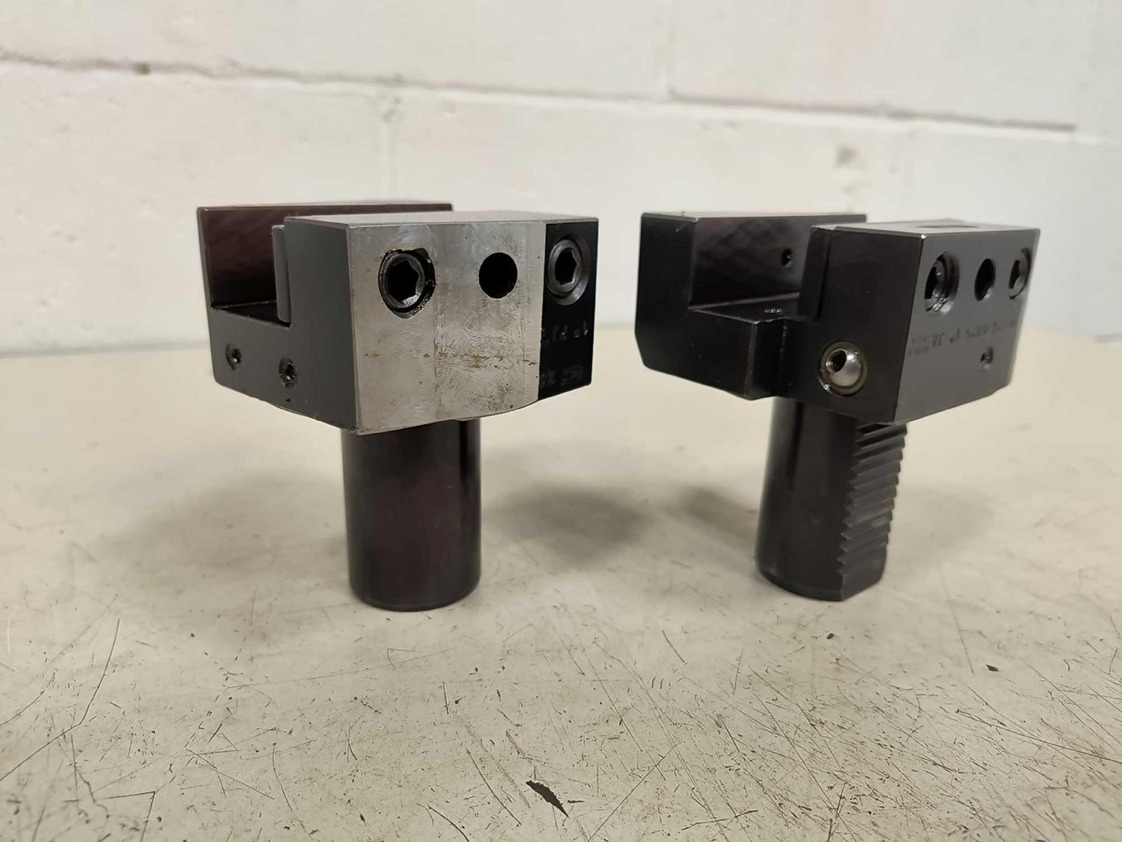(2) Global VDI 40 CNC Turret Turning Holders 23.4025 & 21.4025 Turning ...