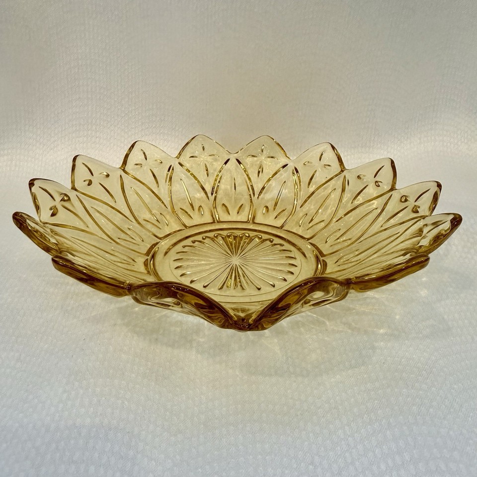 Vintage 50s Federal Glass Petal Pattern Bowl Amber Yellow 8.5” UV ...