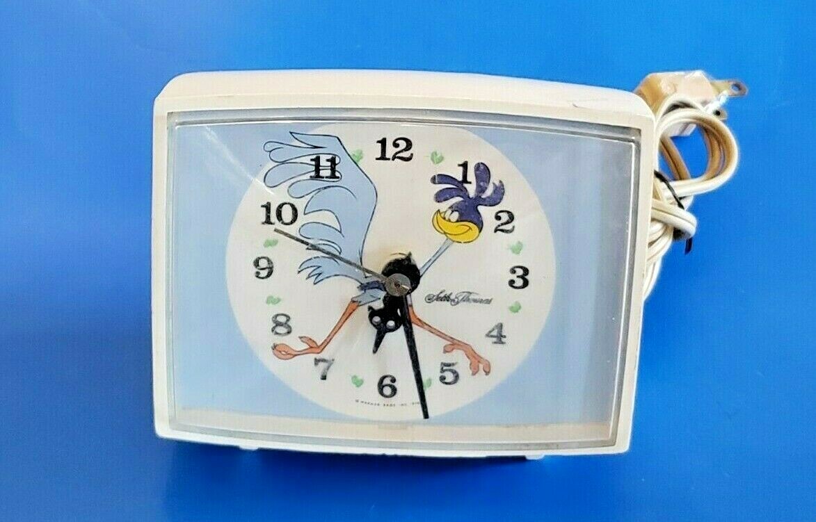 Vintage 1970 Road Runner Seth Thomas Alarm Clock Roadrunner 70 Mopar ...