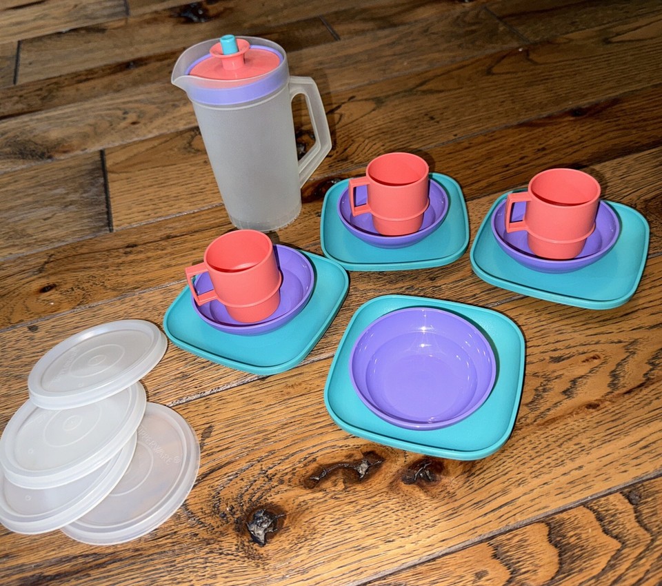 TUPPERWARE KID'S MINI 17 PC PARTY PLAY SET Pink Turquoise Purple COLORS ...