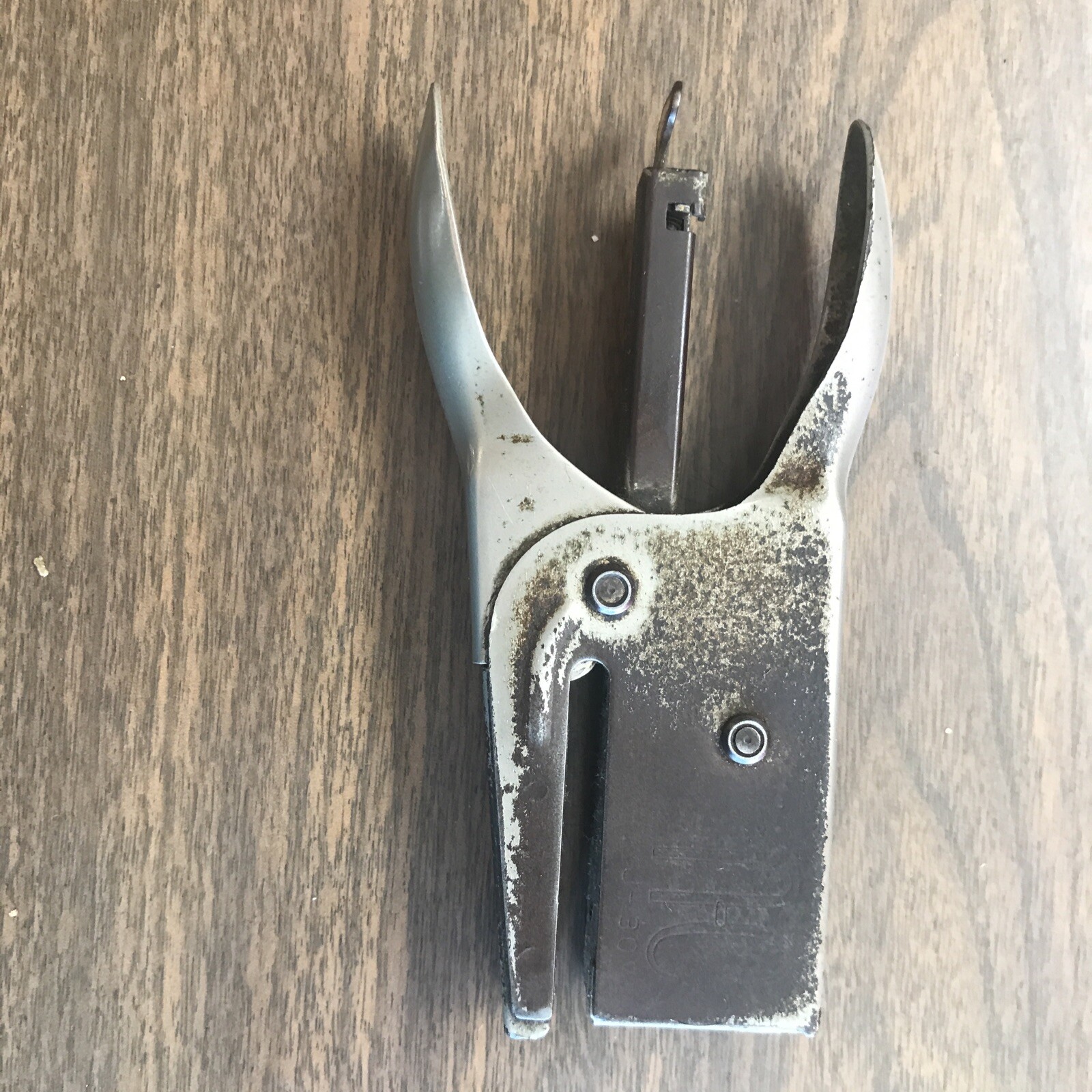 NEVA CLOG NC J-30 Hand Held Plier Style Stapler Vintage Works Great ...