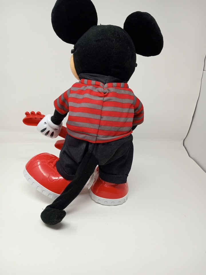 15" Rock Star Mickey Mouse Animated Singing Dancing Toy 2010 Disney ...