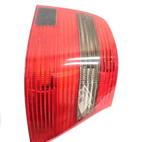 2002 Golf RH Passenger Tail Light Assembly Light Scratches P/N ...