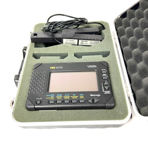 Tektronix THM565 STD Tek Meter True RMS Multi Meter /Auto Ranging Scope ...
