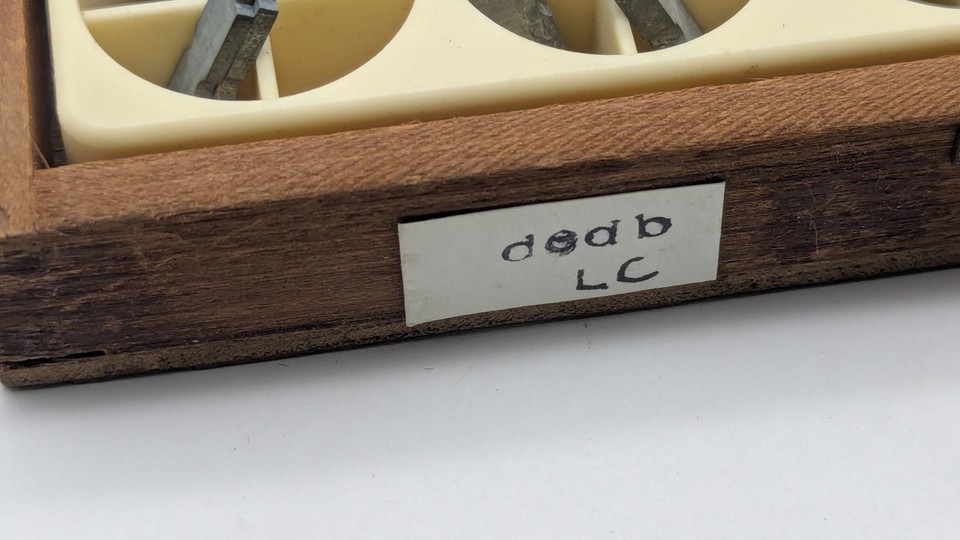 Kingsley Machine Co Letter Type Font Set Hot Foil VINTAGE WOOD BOX READ ...