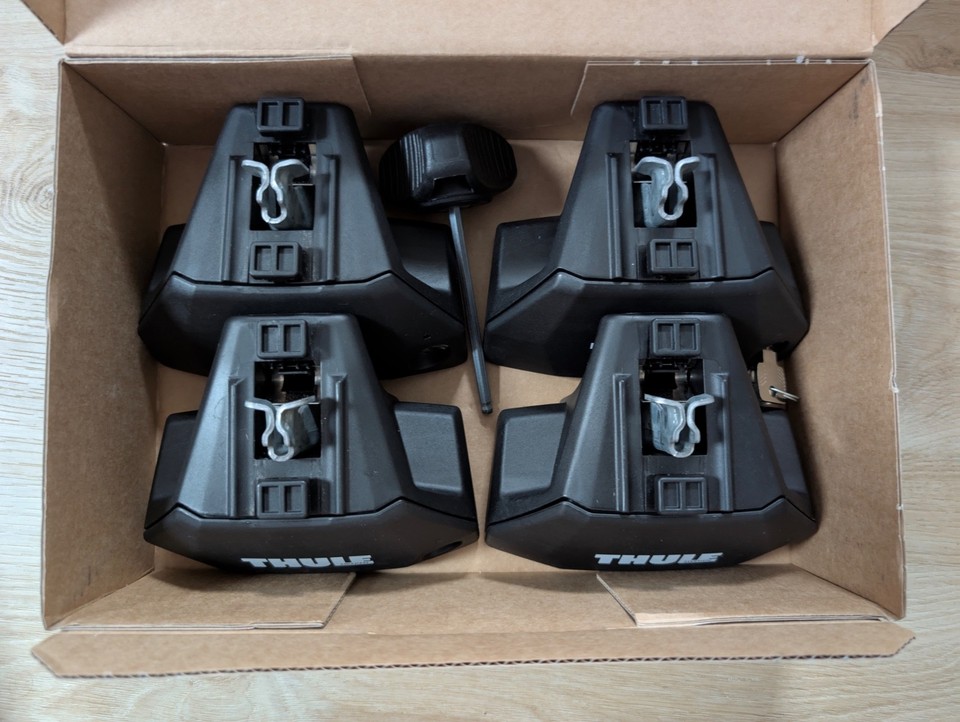 Thule Evo Flush Rail 710600 & Kit 18 6006 für Volvo V60 | eBay.de