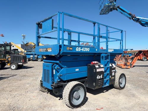 2015 Genie GS4390 43' 4WD Dual Fuel Rough Terrain Scissor Lift Man ...