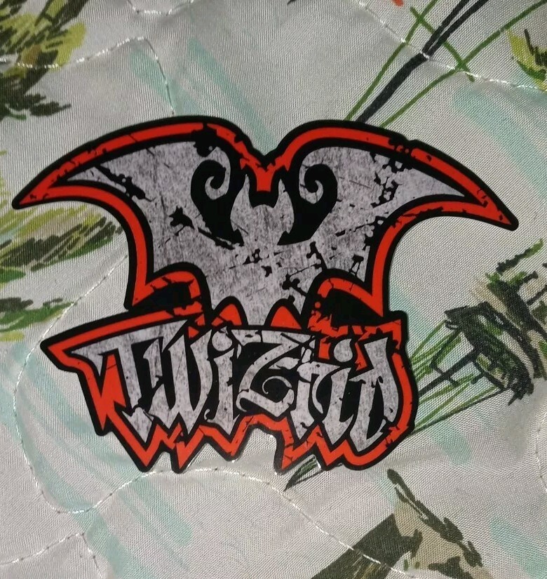 TWIZTID LOT OF 16 ITEMS SEALED KEYCHAIN STICKERS FLYERS MNE JAMIE ...