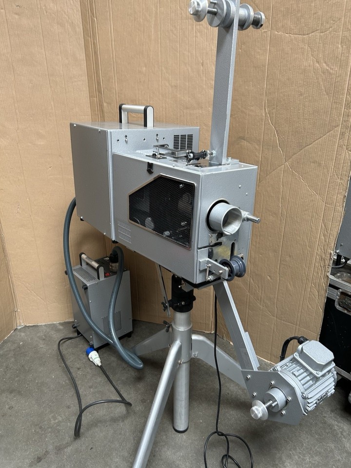 Proyecson 35mm Portable film projector New 1600w Xenon Rebuilt ...