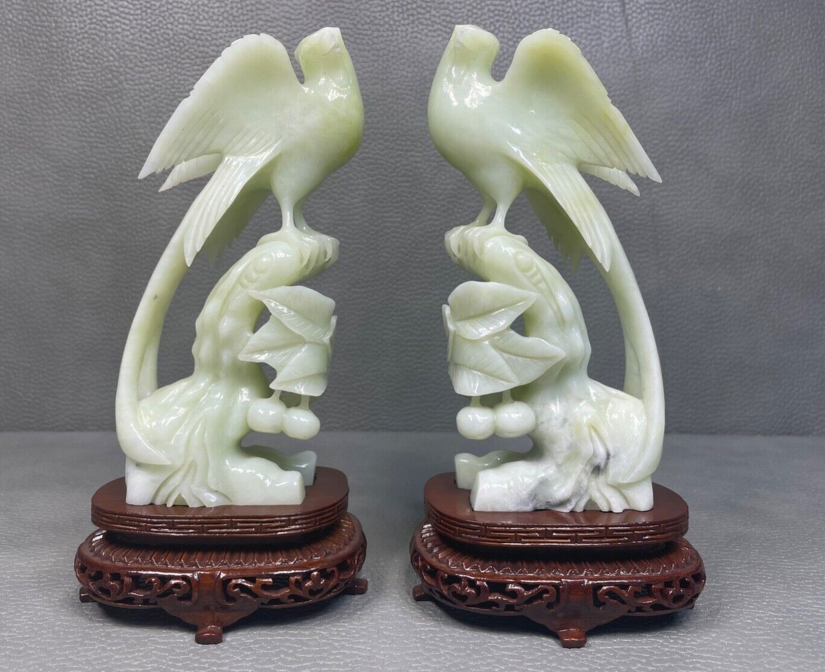Sculpture En Jade Chinoise Chinese Jade Stone Sitting Buddha Gautama