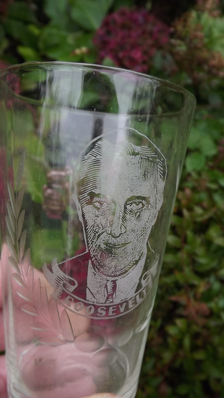 Vintage 1945 World War 2 etched Glass with Portrait of Roosevelt | eBay UK
