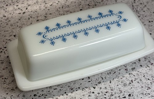 Vintage Pyrex Blue Snowflake Covered Butter Dish 72-B | eBay