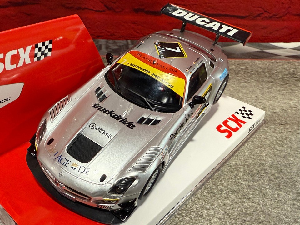 SCX 1/32 Scale ADVANCE 2.0 Mercedes SLS #7 with Hop-up motor & lights ...