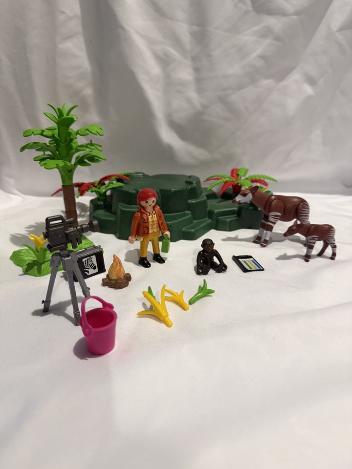 Playmobil 5415 Gorilla & Okapi Animal Island Wild Life Set Rainforest ...