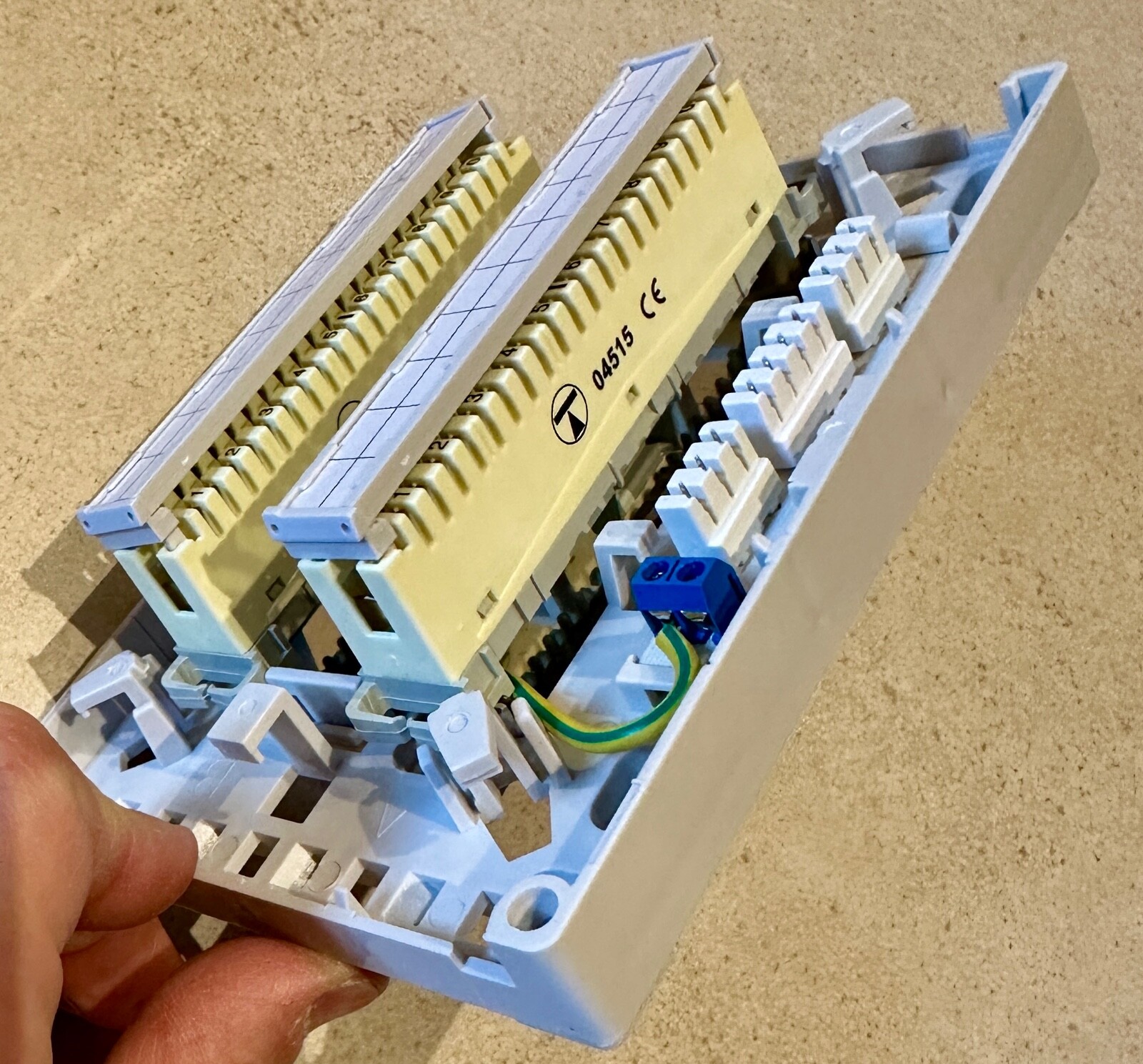 201D Krone Connection Bo Pair with 2 x Strip Connectors for sale online ...