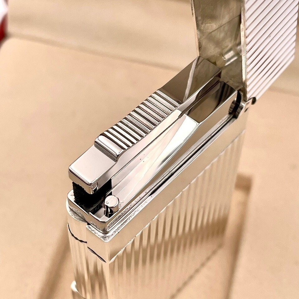 S.T DUPONT LINE 2 L2 MONTPARNASSE SILVER VERTICAL LINES GAS LIGHTER ...