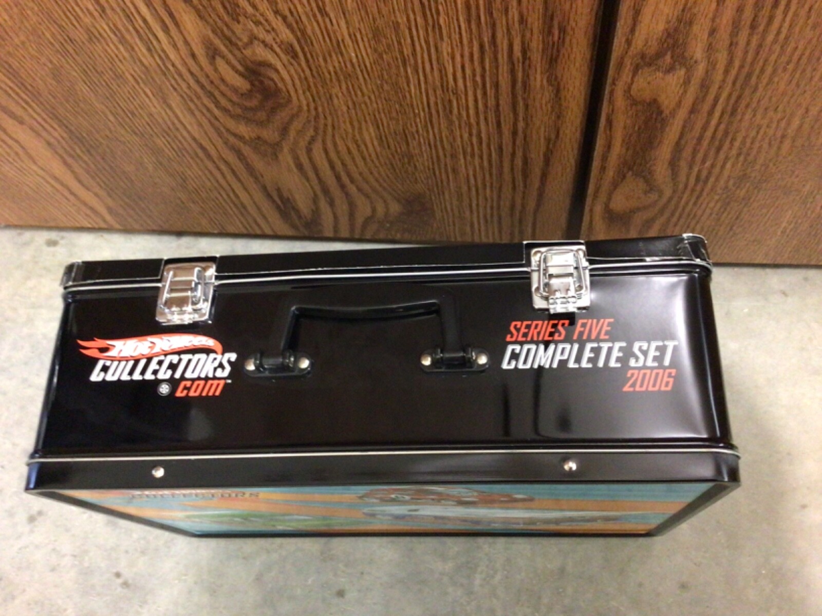 Hot Wheels 2006 RLC metal lunch box & 12 cars RARE | eBay