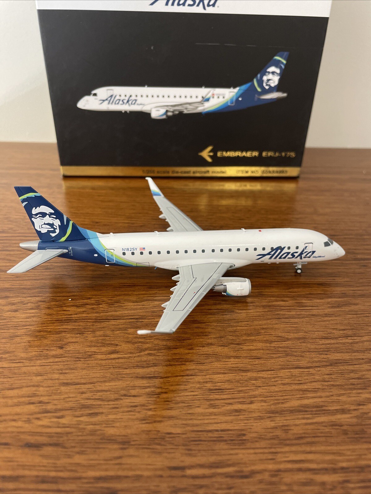 Gemini Jets 1:200 Alaska Airlines Embraer ERJ 175 N182SY | eBay
