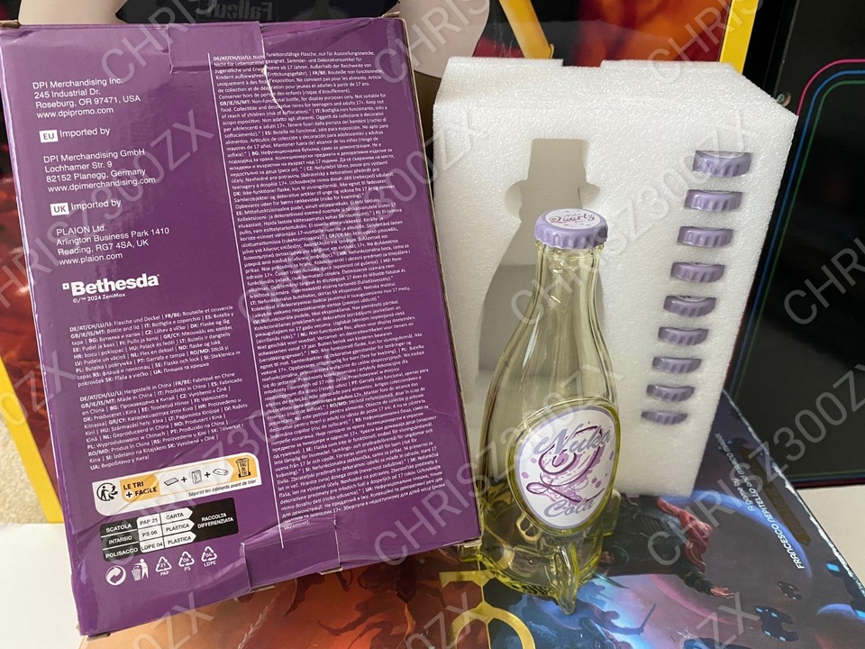 Fallout Nuka Cola Quartz Glass Bottle + 10 Bottle Caps Rocket Figure ...