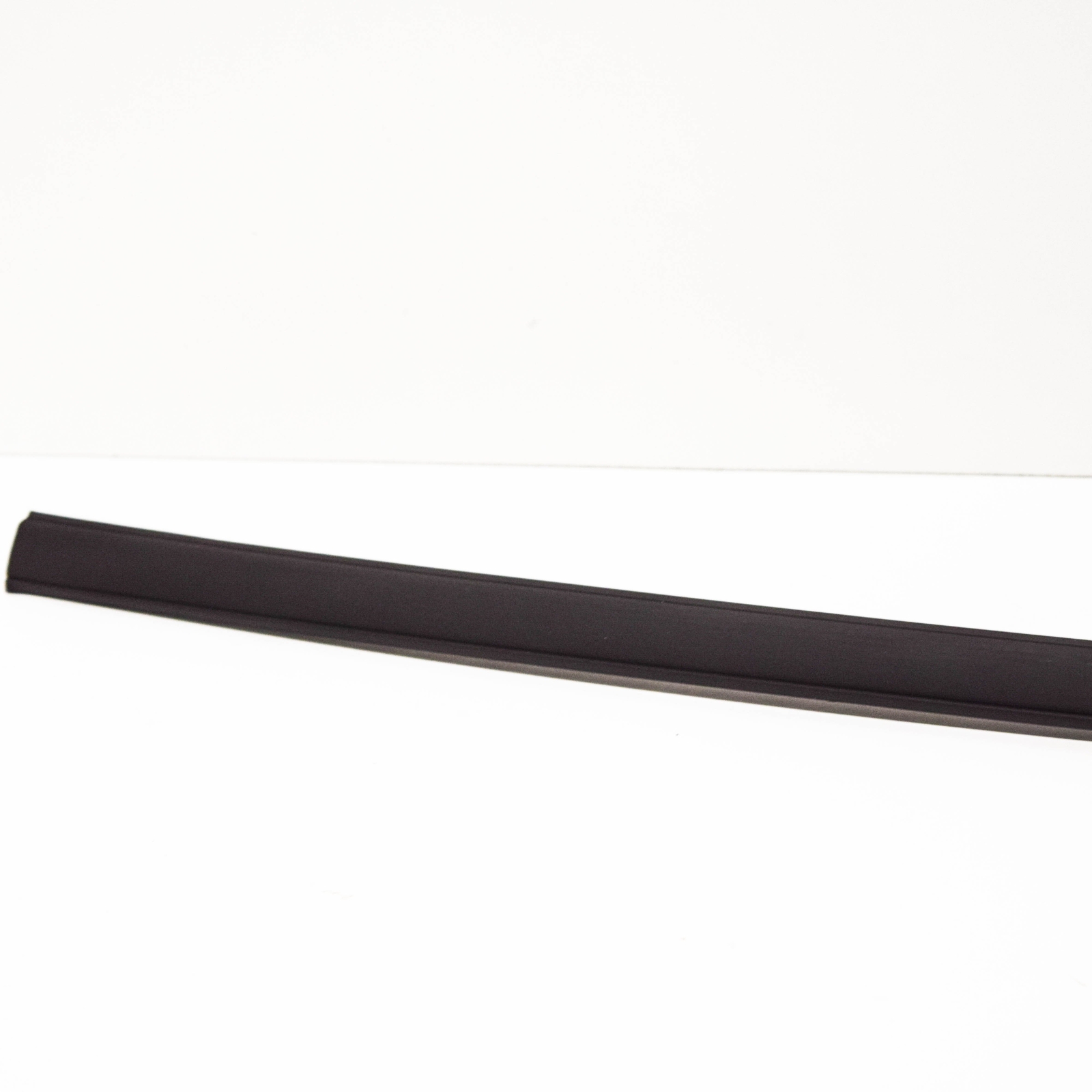 MB SLK R171 Front Windscreen Upper Moulding Seal A1716710030 NEW ...