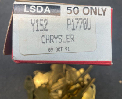 Chrysler ORIGINAL KEY BLANKS Y152 P1770U Lt311-50.03 | eBay