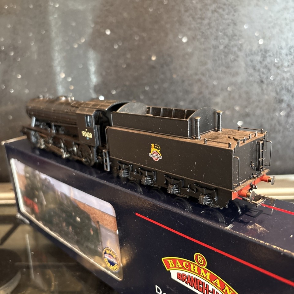 Bachmann Ex WD Austerity 2-8-0 loco No 90120 | eBay UK