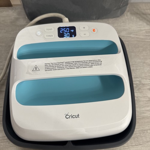 Cricut Easy Press 9"x9" Turquoise Heat Press Machine with Base. | eBay