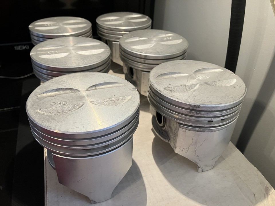 Chevy 327 Set of 6 Federal Mogul Pistons 310P .030 Over NOS Small Block ...