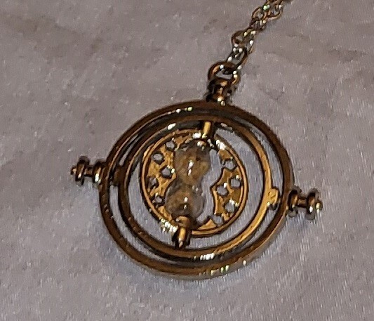 Harry Potter Time Turner Silver Egg Timer Memorabilia Film Science ...