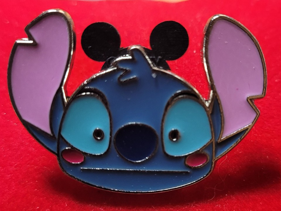 Disney Trading Pin, Stitch, Embarrassed, Emoji Blitz Booster, 2017 d | eBay